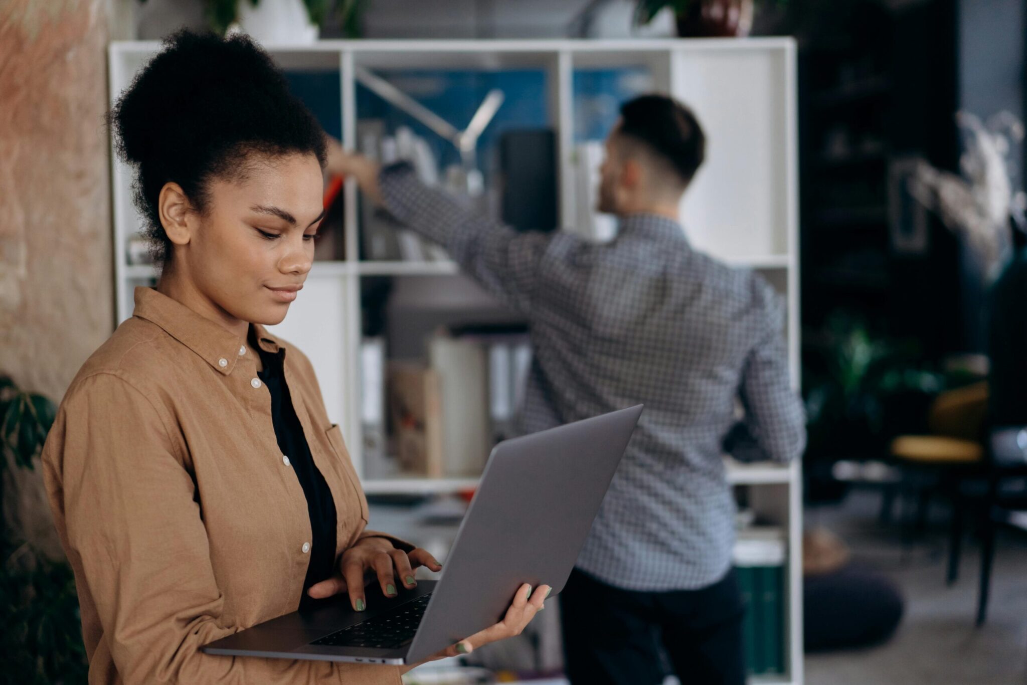 Top 3 Intelligent Virtual Assistant Apps to Streamline Your Workflow ...